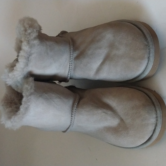 UGG | Shoes | Ugg Ankle Boots Women 8 | Poshmark